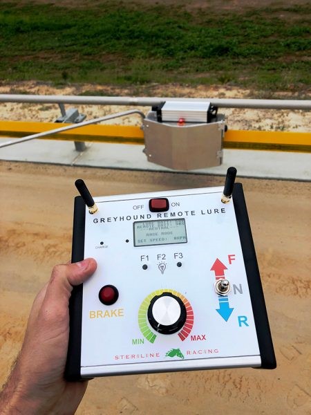 Top 4 reasons to use Steriline’s Safechase™ Dog Racing Lure System